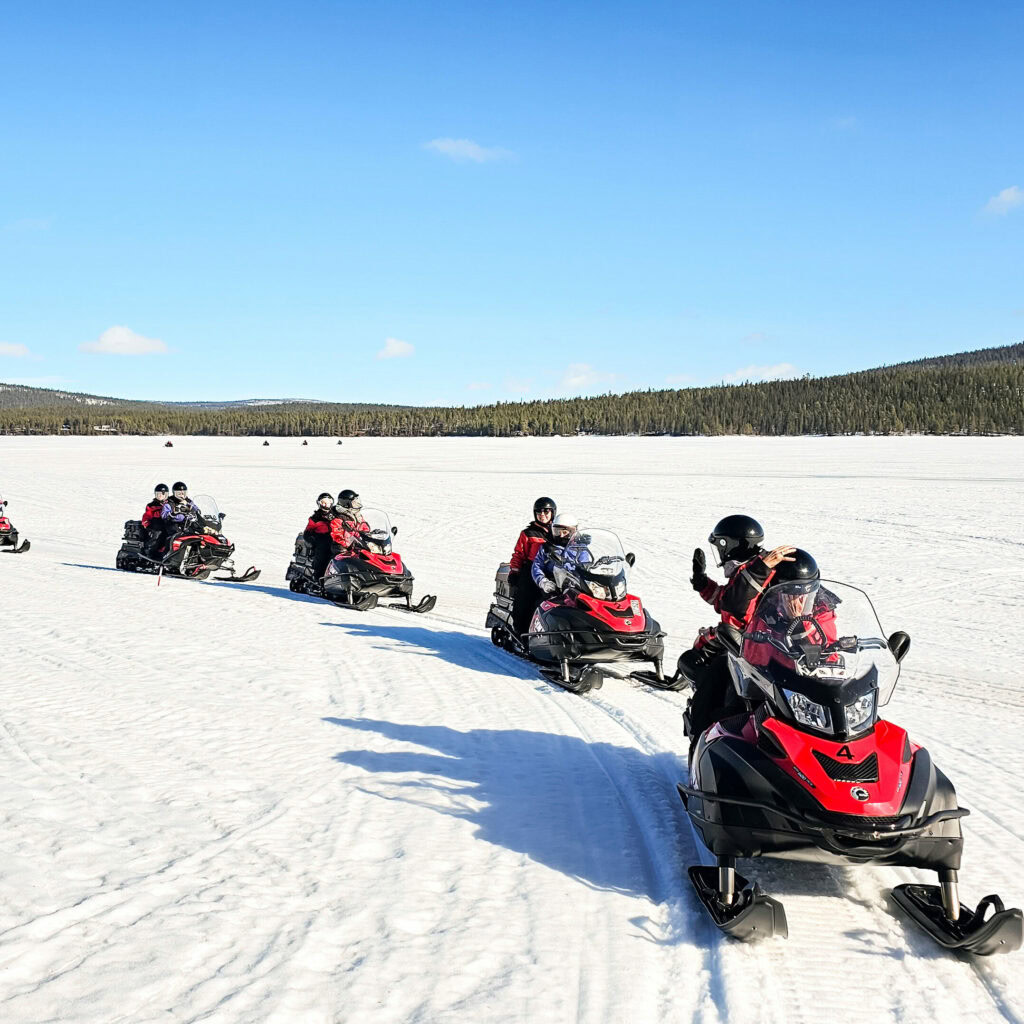 Luxury Swedish Arctic tour for women - 100% female powered